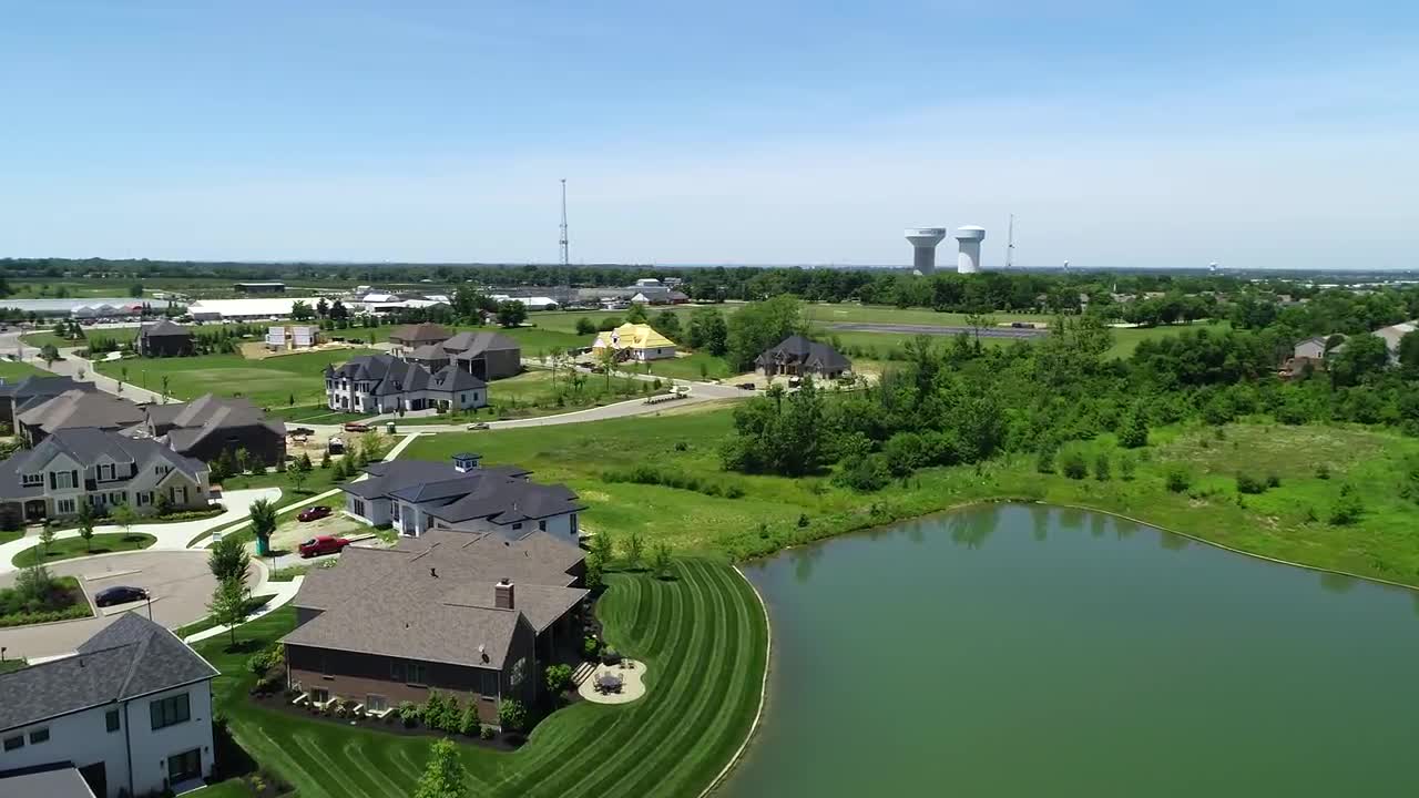 Luxury Homes In Suburban Ohio - Stock Video | Motion Array