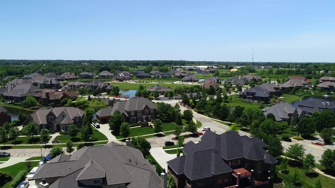 Luxury Homes In Ohio - Stock Video | Motion Array