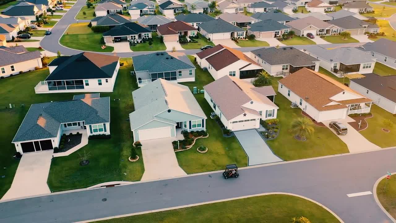 Suburban Area In Florida - Stock Video | Motion Array